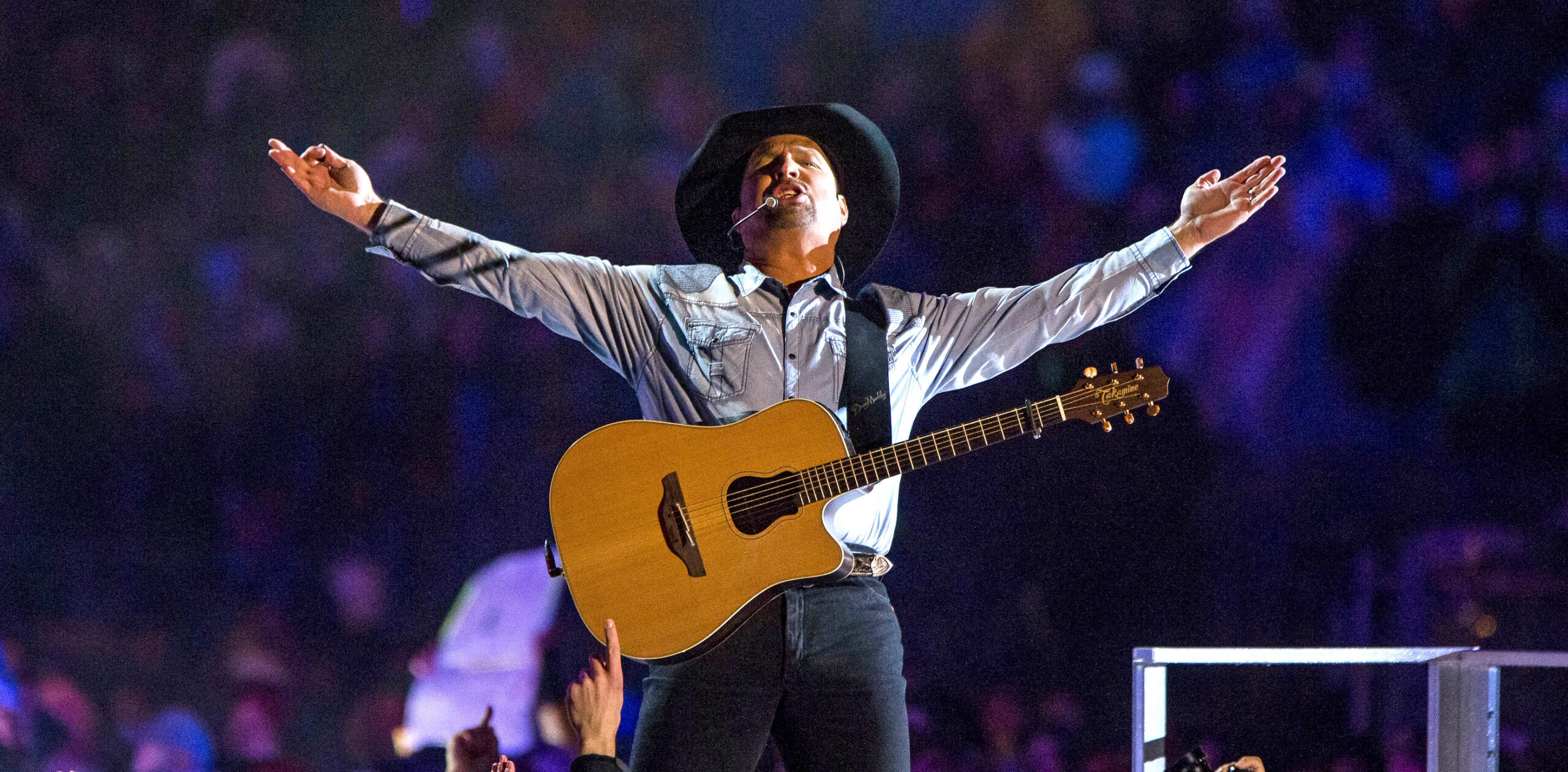 Will Garth Brooks concert at LSU have tourists callin’ Baton Rouge? - [225]