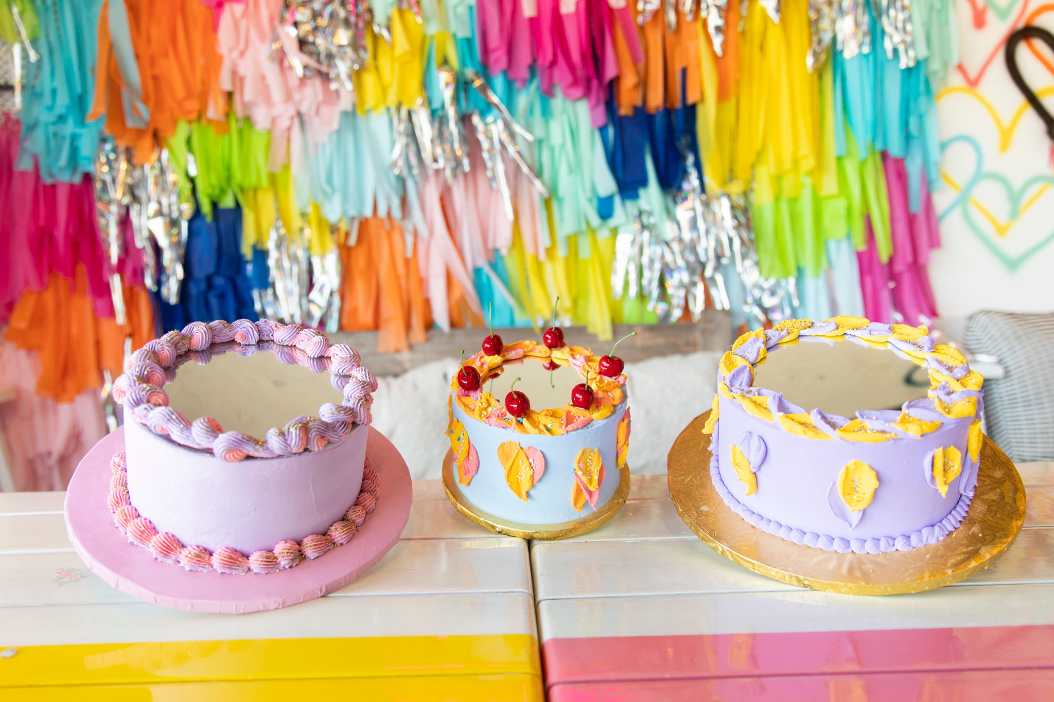 Mirror Mirror: Eloise Market and Cakery masters TikTok trend with new ...