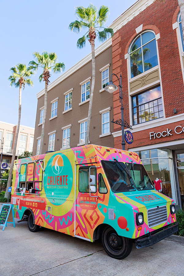 Drawing crowds to food trucks all starts with good truck design - [225]