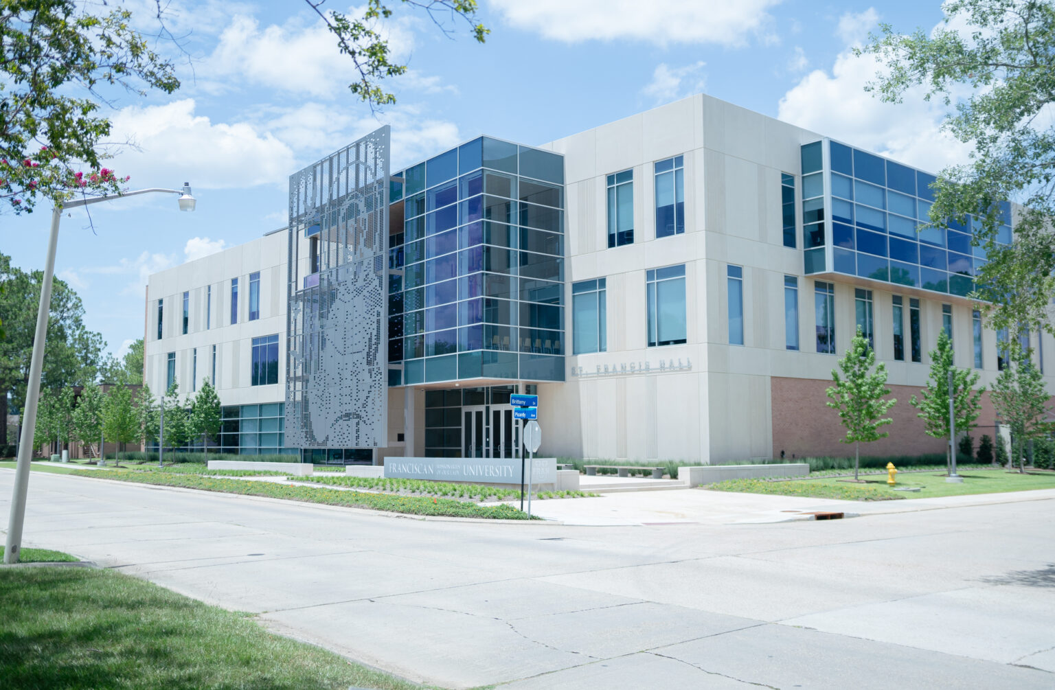 FranU celebrates 100 years of forming ‘servant leaders’ - [225]