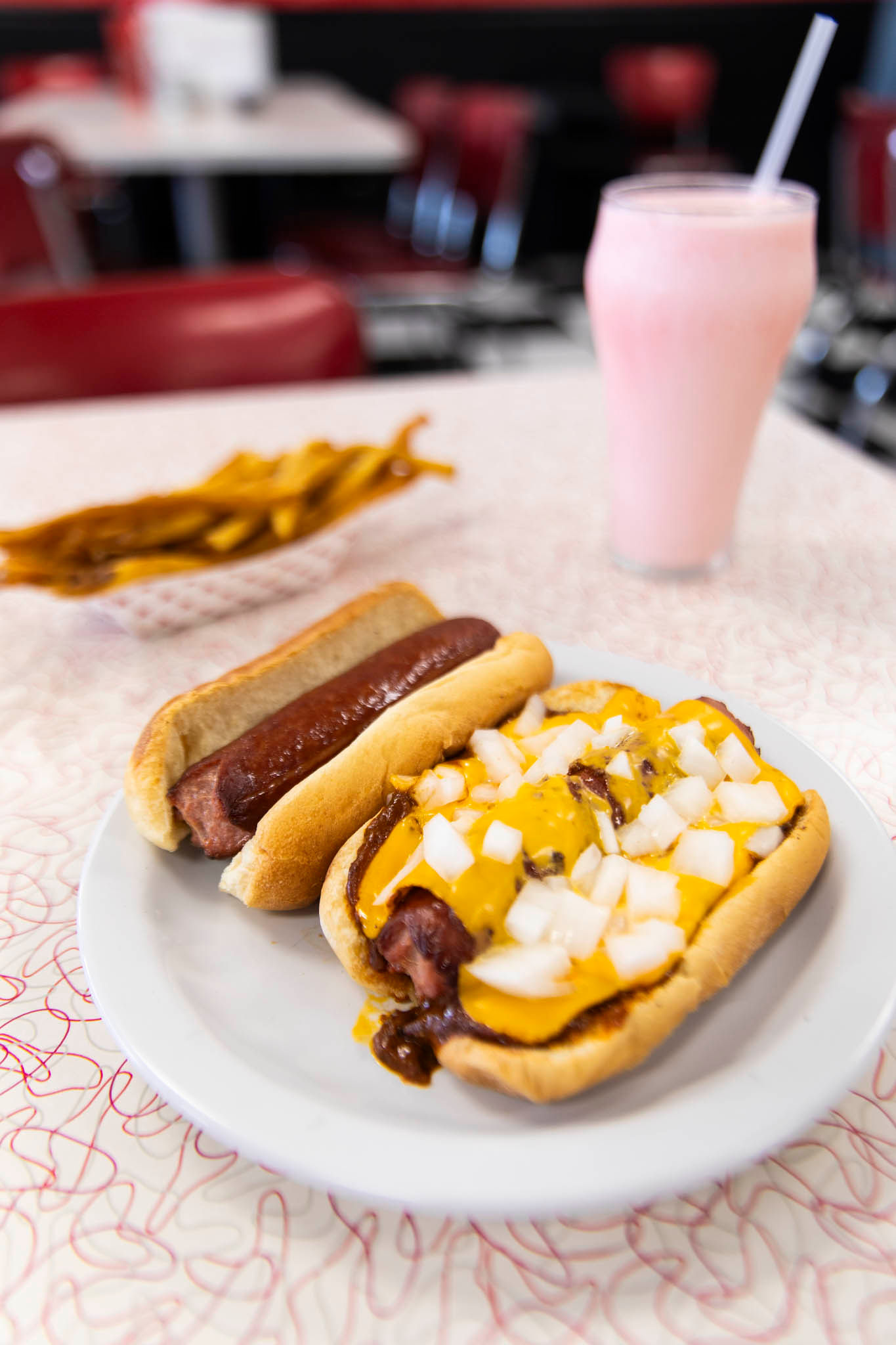 These restaurants are serving up hot dogs in Baton Rouge, the Capital ...