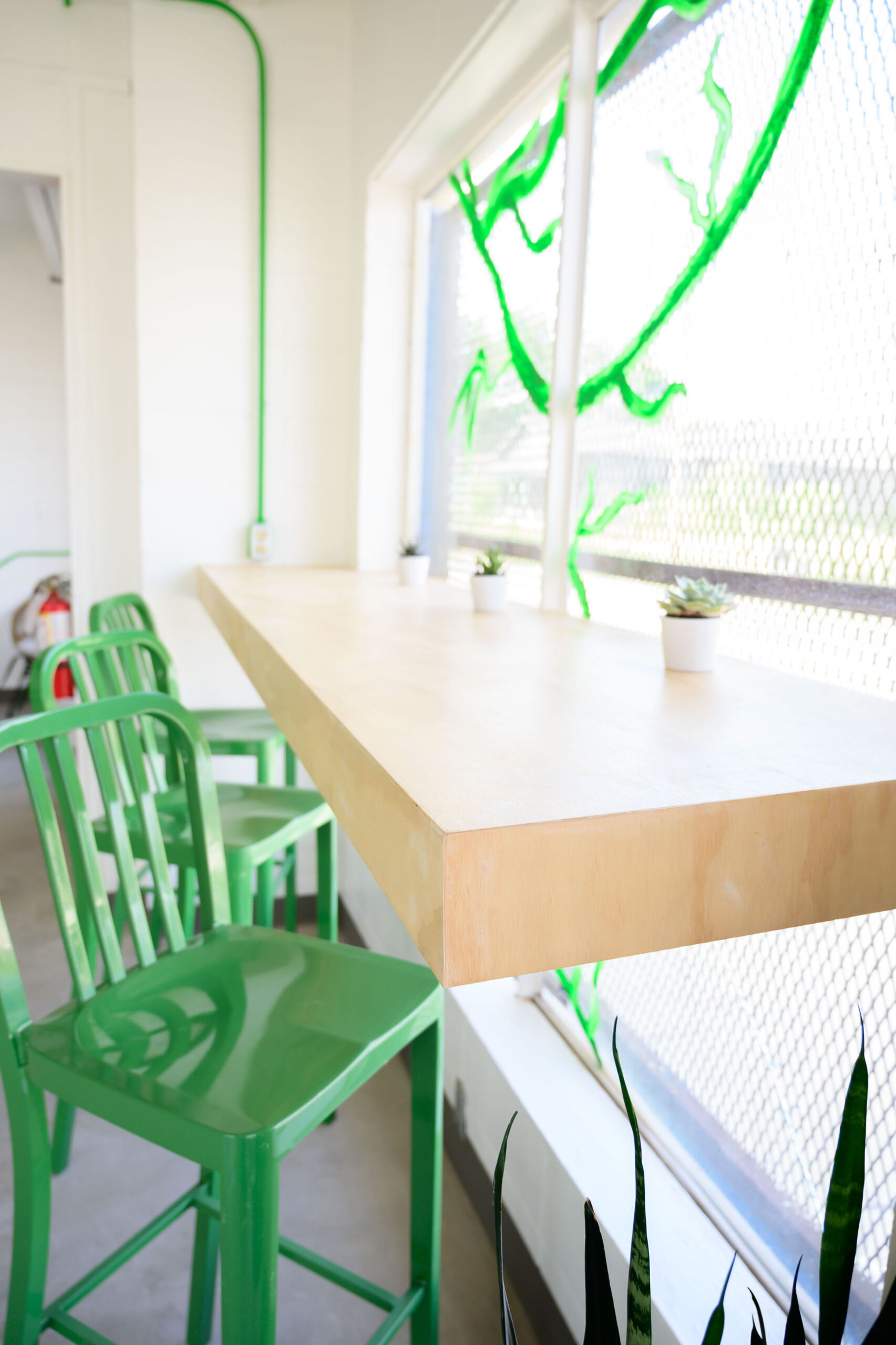 First Look: Trap Haüs wellness bar opens in Mid City with smoothie ...